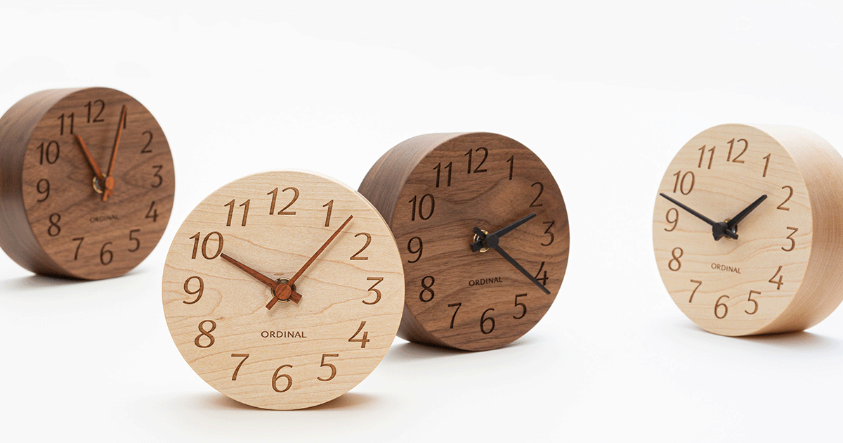 無垢の木の置き時計｜ORDINAL